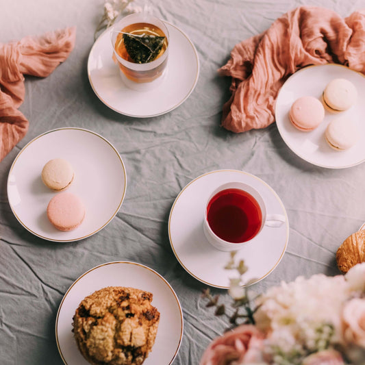 Classic Elegant Plastic Plates