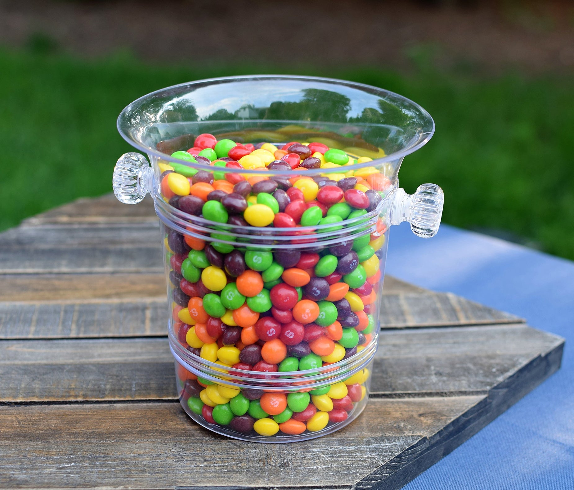 Shop Plastic Ice Buckets | Party & Champagne Buckets